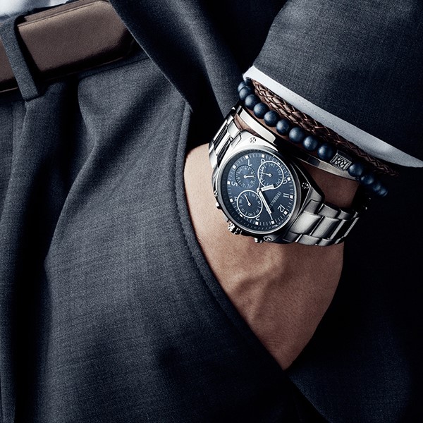 What to Wear to a Funeral - The Ultimate Guide | Soxy